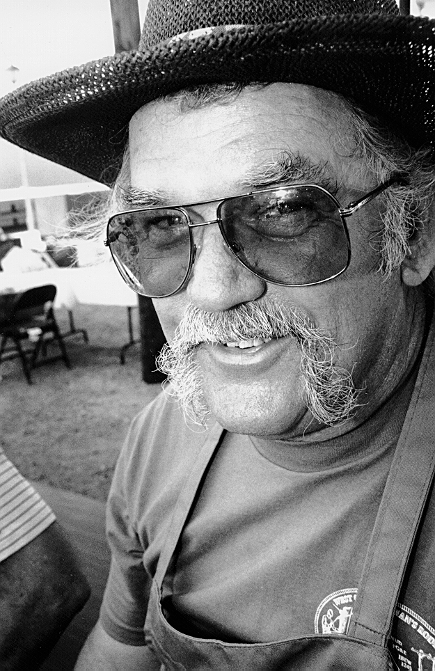 Ron Weakley's Instagram, Twitter & Facebook on IDCrawl