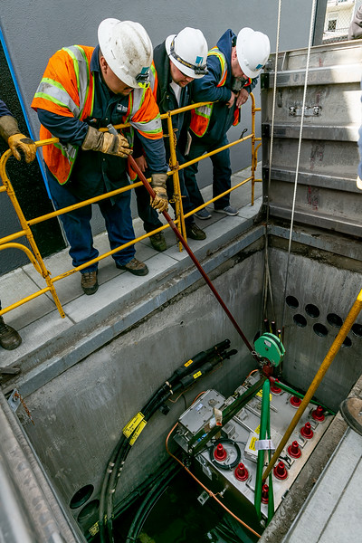 Over and Under: PG&E Overhead and Underground Crews Work Together in ...