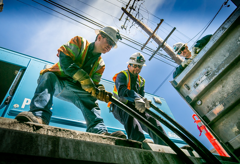 Over and Under: PG&E Overhead and Underground Crews Work Together in ...