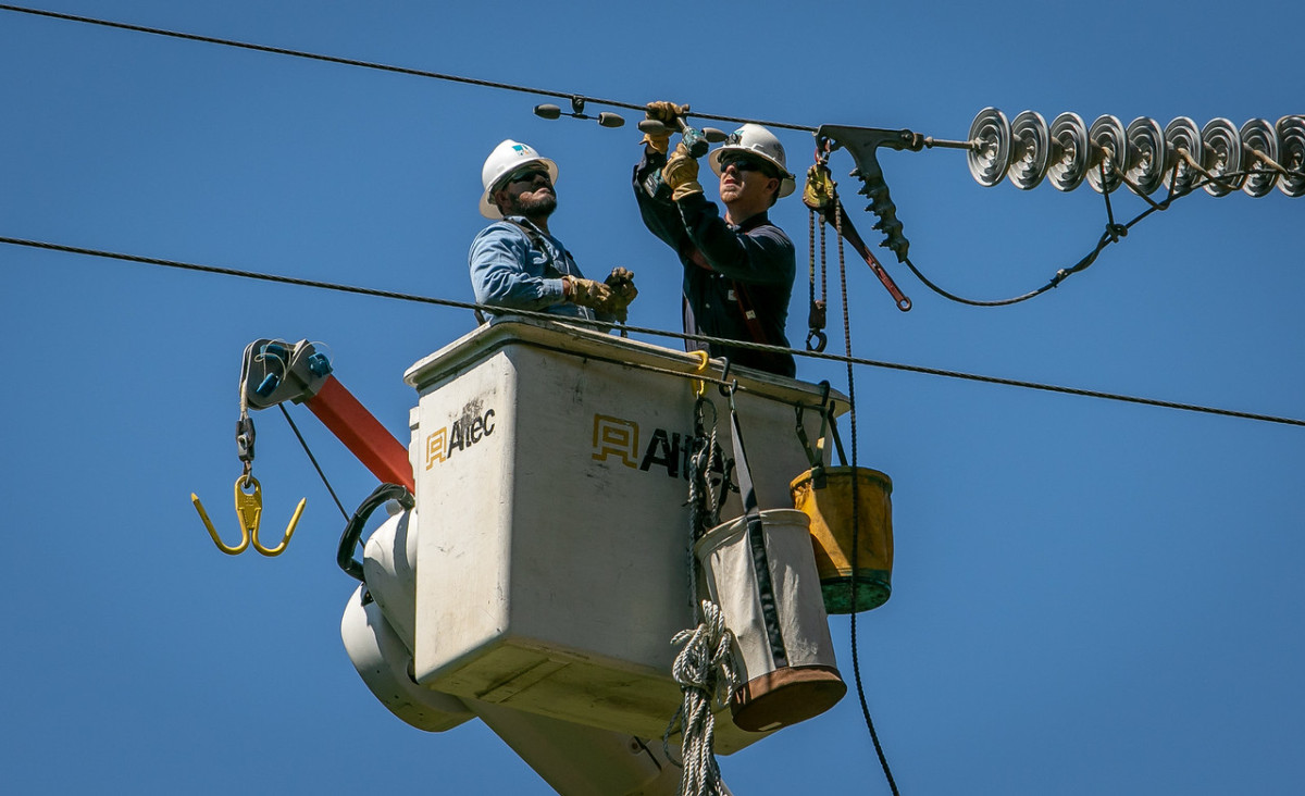 “Karl the Fog” And a Sausalito Shoo Fly