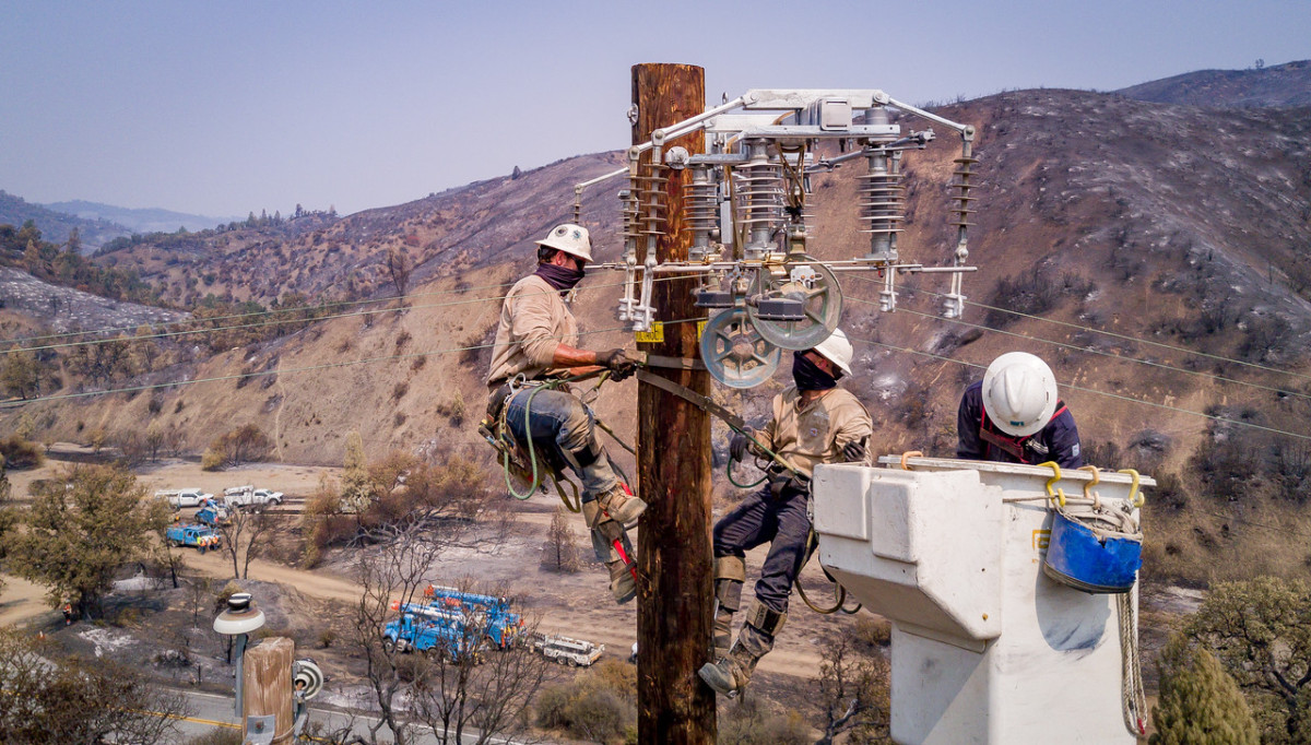 On the Scene at the Lightning Complex Fires