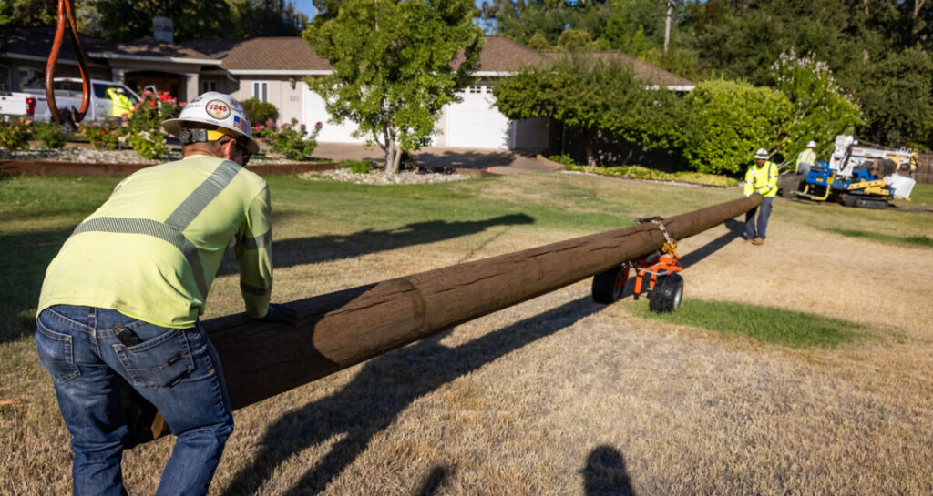 “Safe, Productive and Efficient” — IBEW 1245 outside line crew performs ...