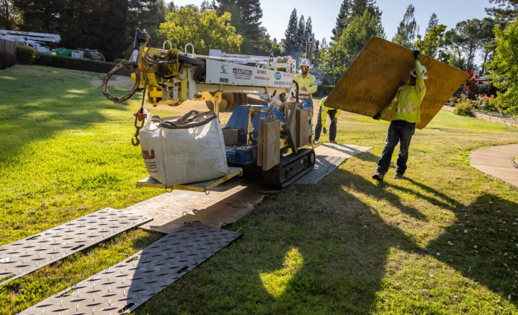 “Safe, Productive and Efficient” — IBEW 1245 outside line crew performs ...