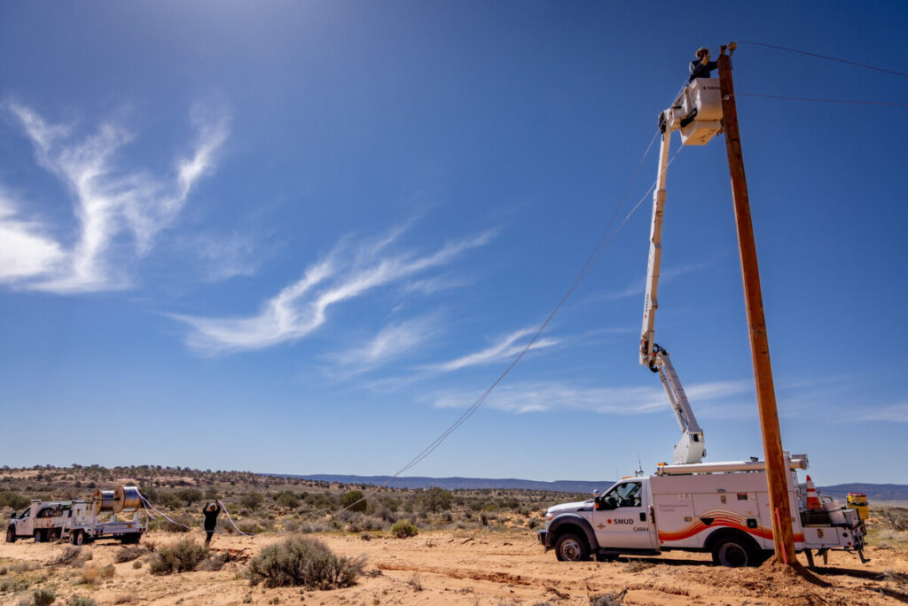 Lighting Up Navajo: IBEW 1245 Crew From SMUD Volunteers to Bring Power ...