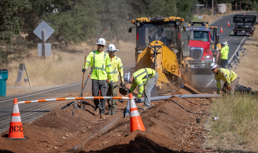 The Big Dig — IBEW 1245 members perform trench work for power line ...
